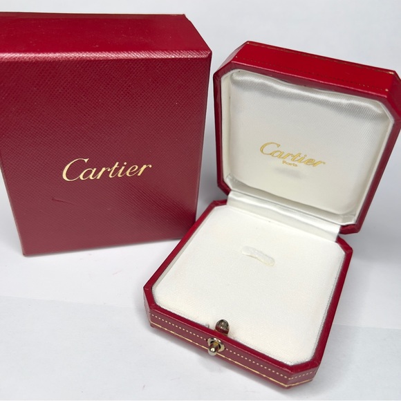 Cartier | Storage & Organization | Cartier Pendant Box 3x275x125 Inches ...